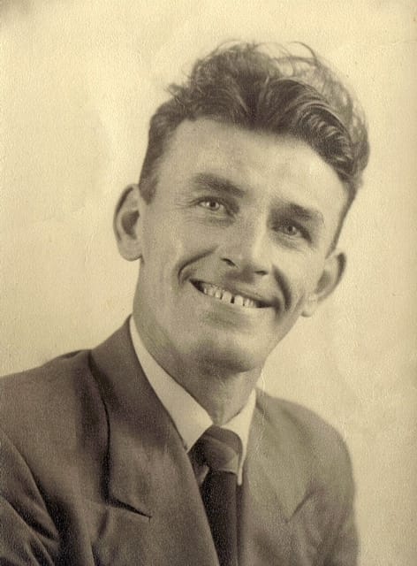 "Love Me Do": John, the Harmonica, and Arthur? - CultureSonar